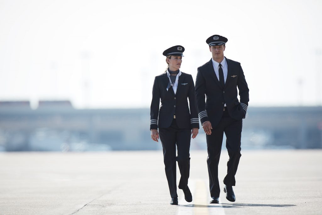 American Airlines presentó sus nuevos uniformes | volavi