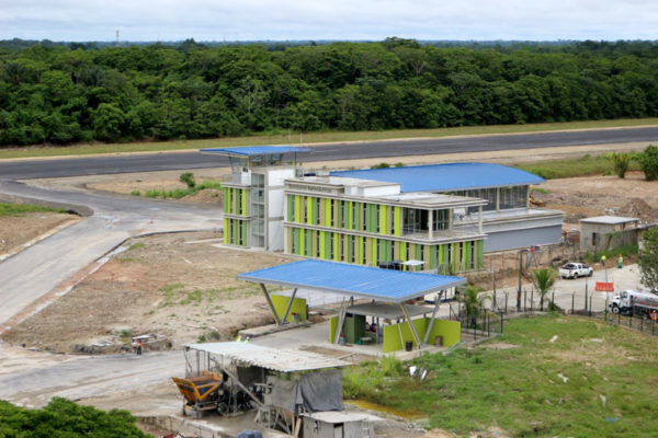 Entregan obras del aeropuerto Alfredo Vásquez Cobo de Leticia | volavi